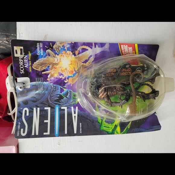 Design | Aliens Scorpion Alien Action Figure With Face Hugger | Poshmark